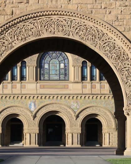 Toronto Rotman Acceptance Rate: All You Need to Know - The MBA Exchange